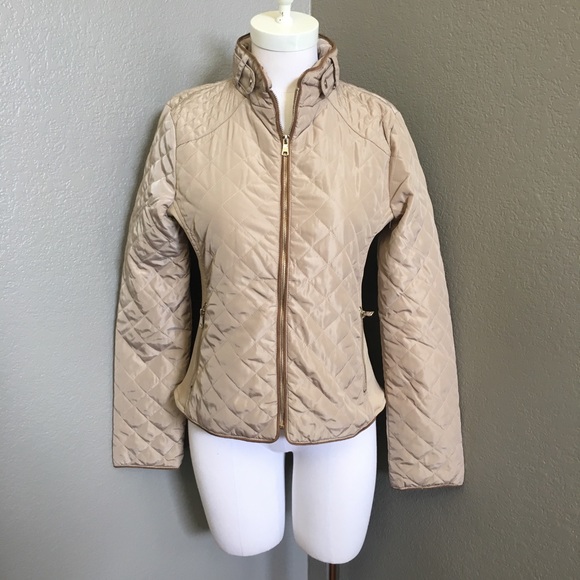 Iris Basic | Jackets & Coats | Quilted Puffer Jacket | Poshmark
